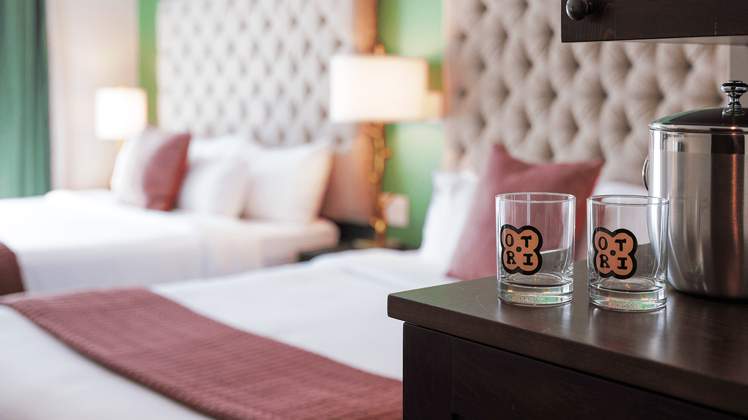 Pond Ridge Double Queen Suite at On the River Inn